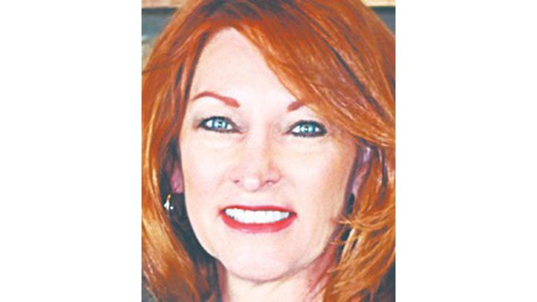 Superintendent wants prayer back at board meetings | Pineapple Report
