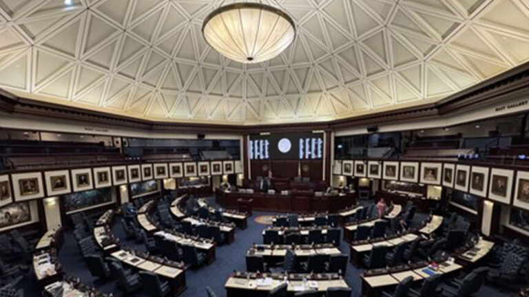 Union decertification bill clears Florida Senate | Pineapple Report